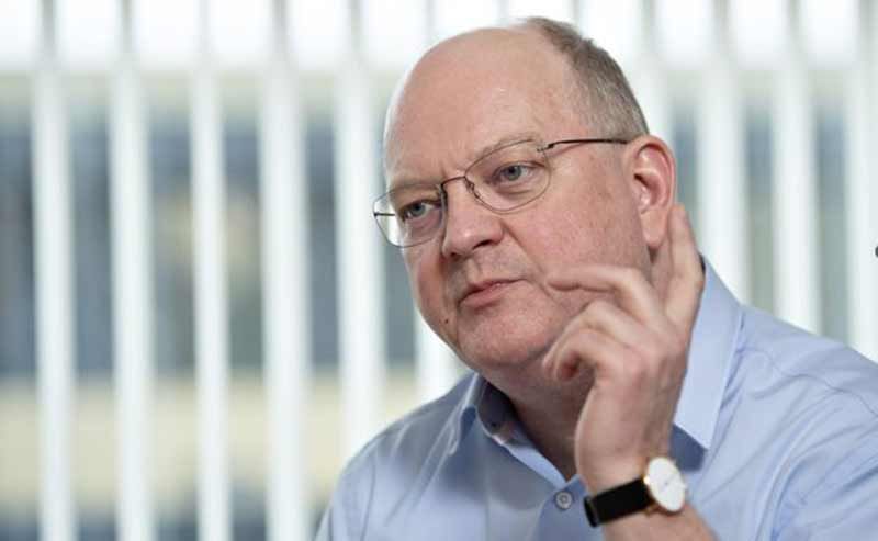 Nyt implantat genskaber syn hos patienter med geografisk atrofi